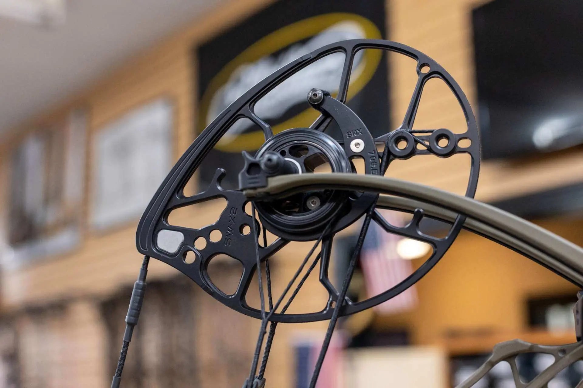Mathews SWXZ Mod vs SWX Mod Comparison | Speed Test & Review – Extreme ...